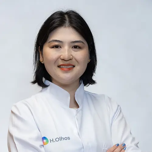 🌟 Dra. Caroline Yukie Hashimoto – Oftalmologista do H.Olhos